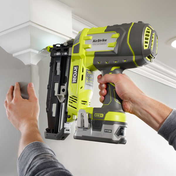 Ryobi 16 Gauge Brad Nailer Kit | R18N16G-KIT