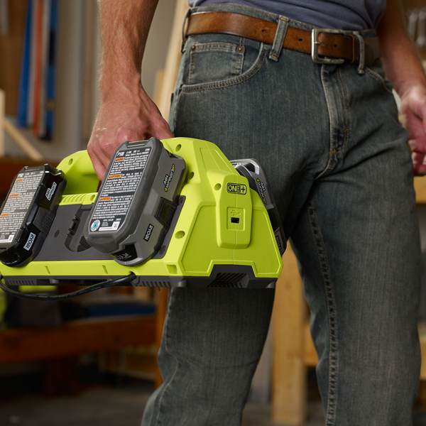 Ryobi RC18627 18V ONE+ 6-Port Charger 4.0Ah Kit